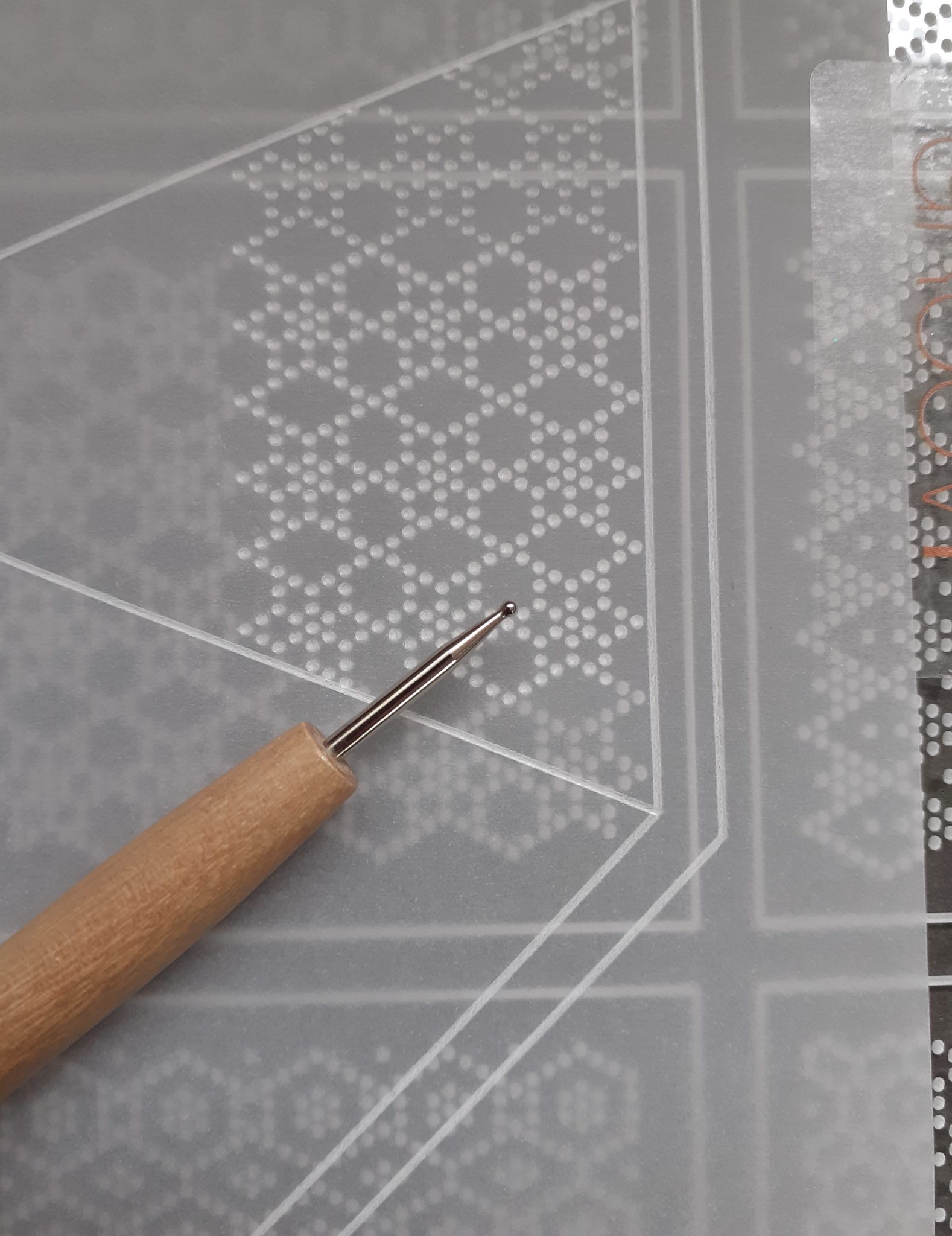 Clarity’s Blog Tutorial: How To Put Grid Patterns In Irregular Shapes