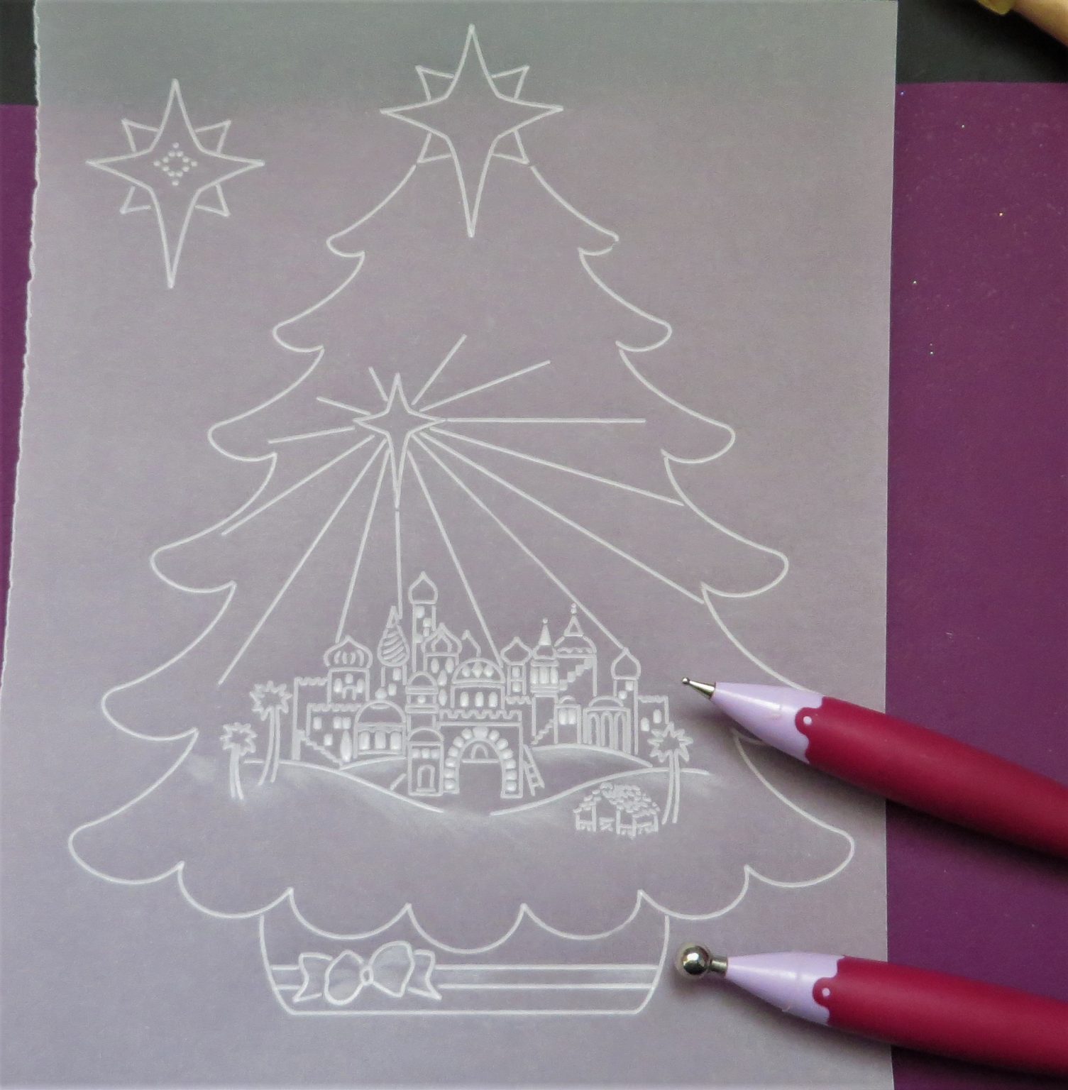 Clarity’s Blog Tutorial: How To Make A Christmas Tree Aperture