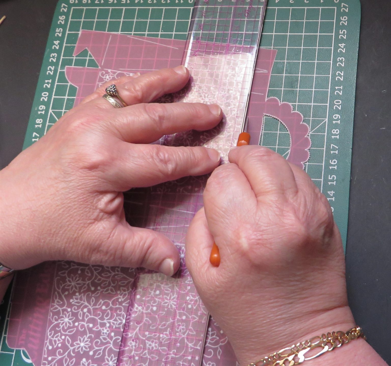 Clarity’s Blog Tutorial: How To Use The Pergamano Bag Template