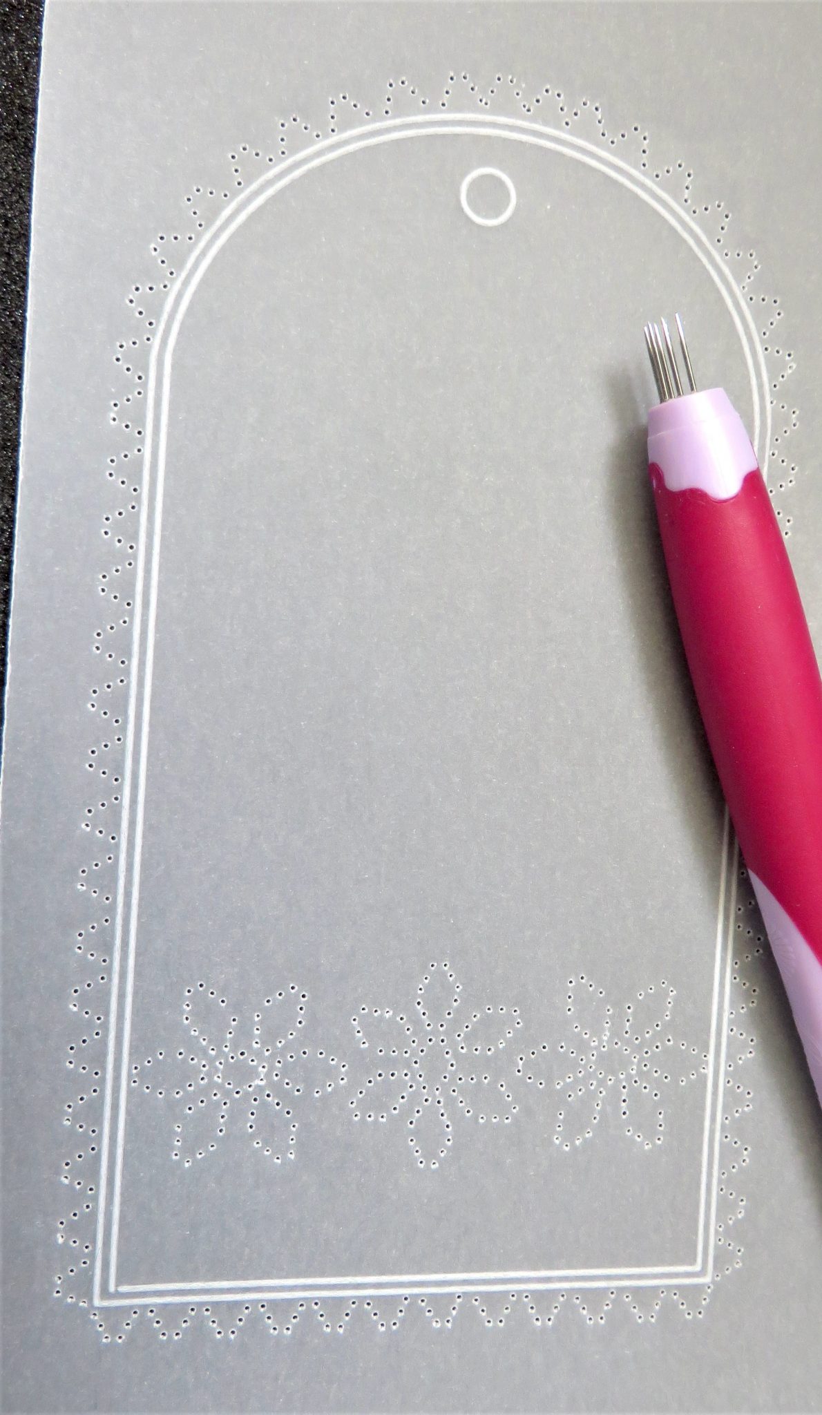 Clarity Matters Blog Tutorial: How To Use the Pergamano Picot V Small Tool