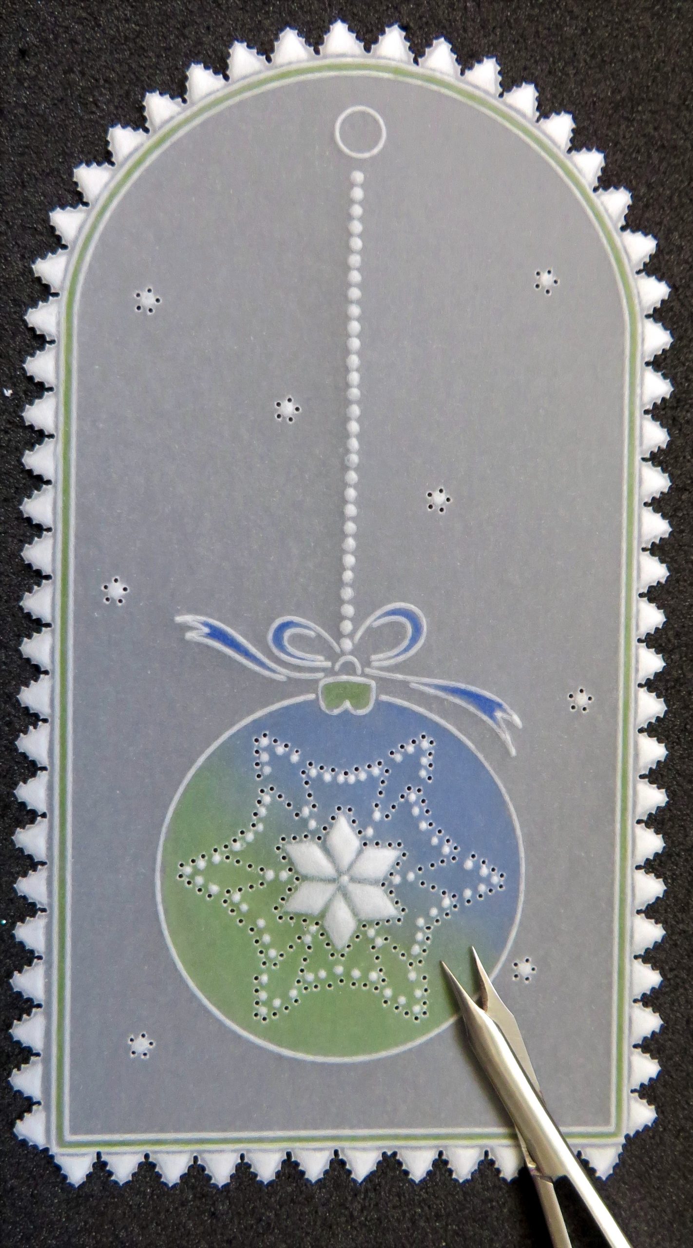 Clarity Matters Blog Tutorial: How To Use the Pergamano Picot V Medium Tool