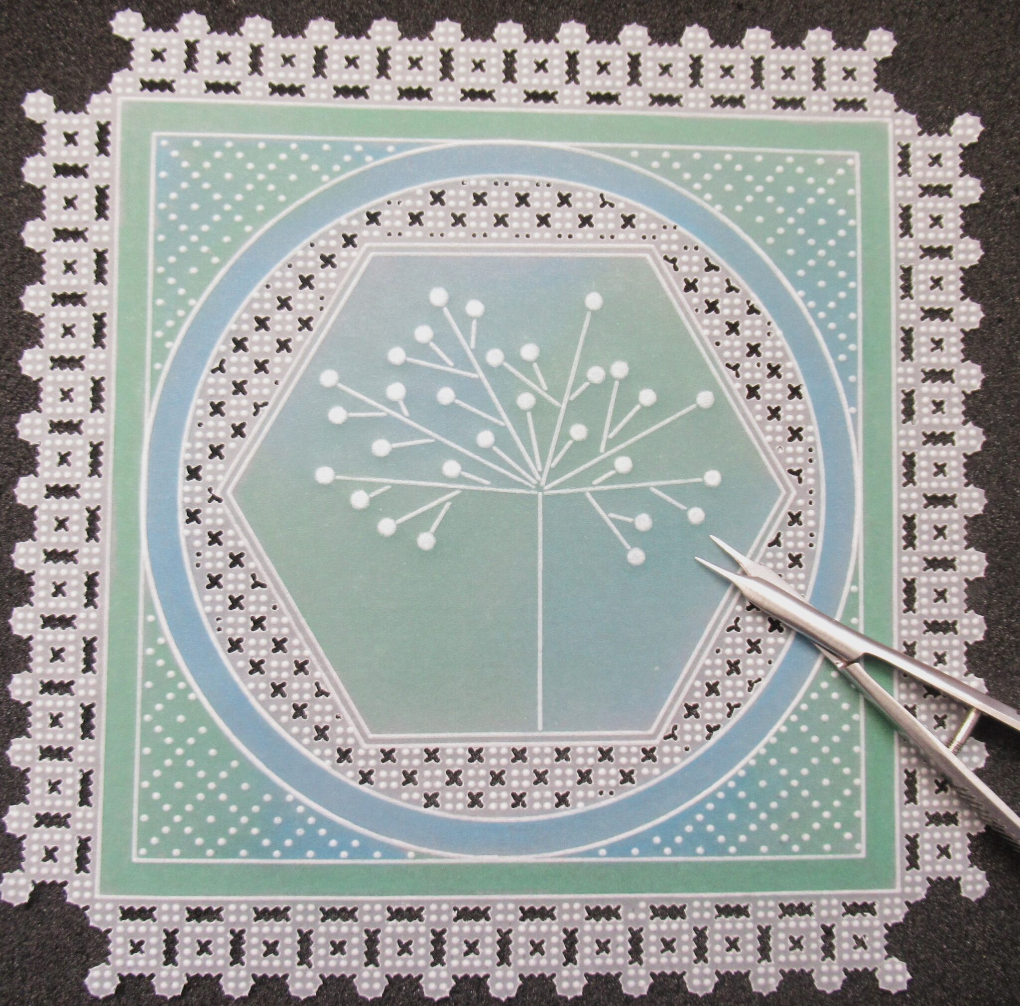 Clarity Matters Blog Tutorial: How To Make Lacy Layers with Grids